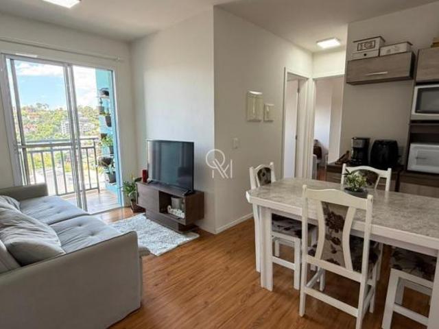 Apartamento com suíte e frente norte