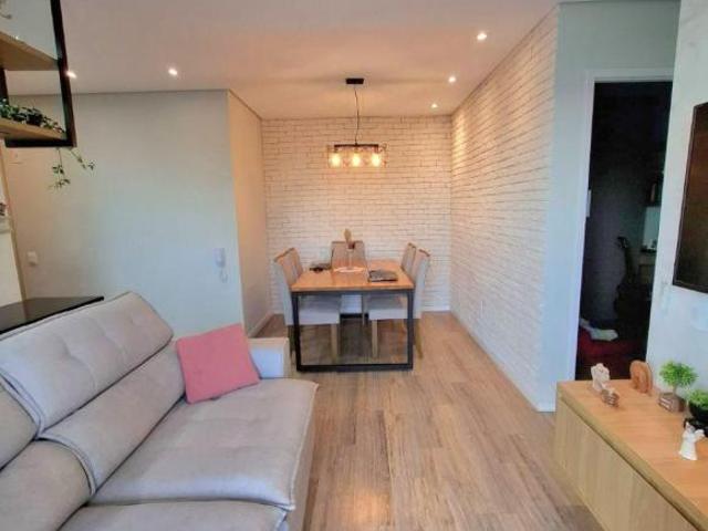 Apartamento com suite em Valinhos SP