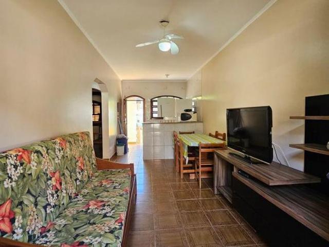 Apartamento com Suíte na praia da maranduba em Ubatuba SP