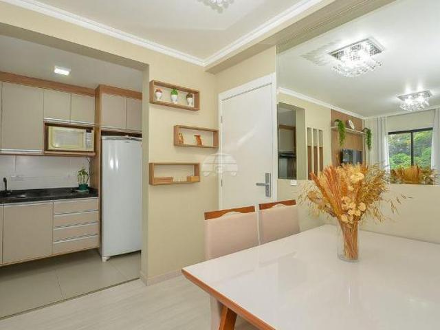 Apartamento com Suíte, Sacada com Churrasqueira e Vaga de Garagem no Cajuru