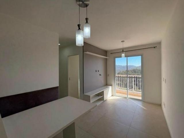 Apartamento com Suíte, Vista Livre e Planejados – Condomínio Clube Completo