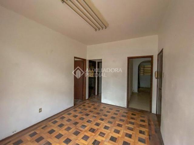 Apartamento com pátio fechado, 2 dormitórios