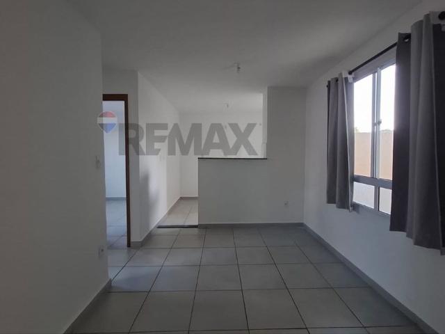 Apartamento com piscina, 2 dormitorios, Botucatu