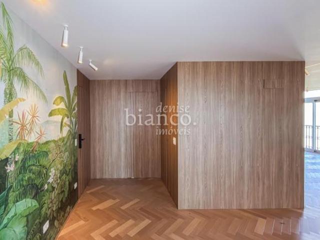 Apartamento com projeto retrofit no Batel, 4 quart
