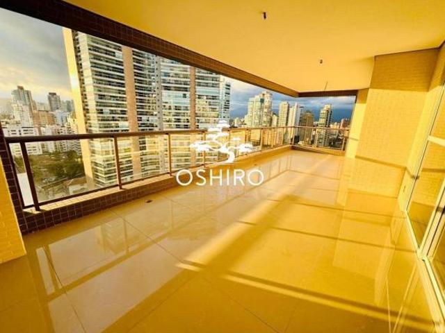 APARTAMENTO COM QUARTOS À VENDA NO BAIRRO DO EMBARÉ SANTOS/SP