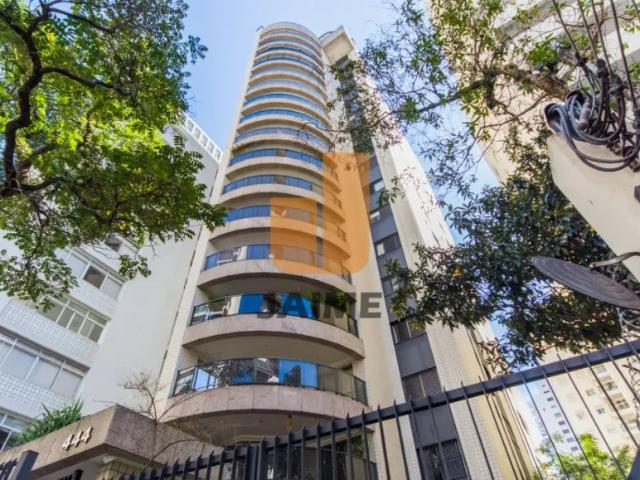 Apartamento com quatro dormitórios e quatro vagas em Higienópolis!