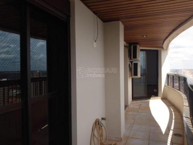Apartamento com quatro quartos sendo um suite na Regiao Central de Araraquara para Locacao – Edific