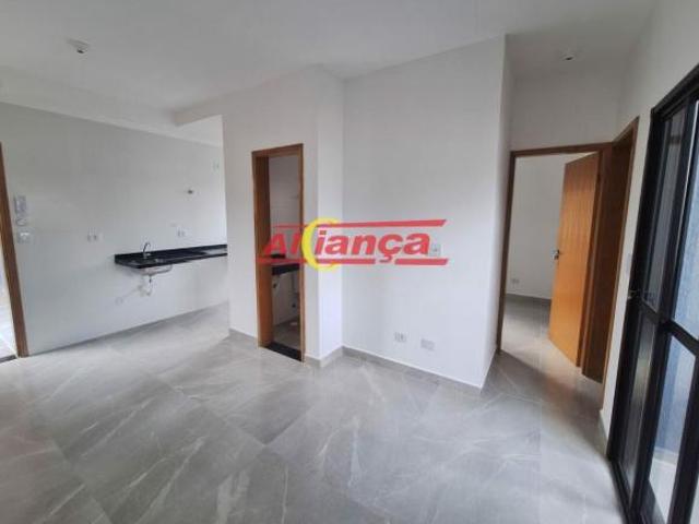 APARTAMENTO COM QUINTAL