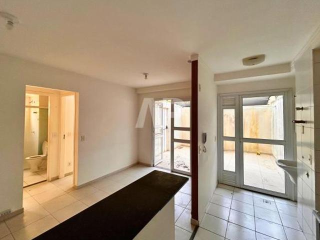 Apartamento com quintal á venda no condomínio Residencial Vert Itu/SP