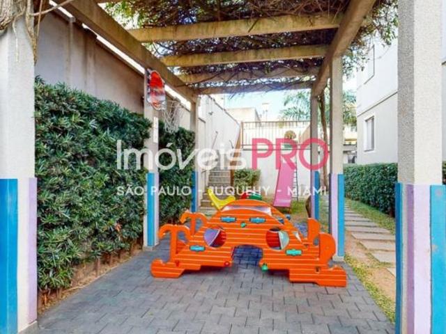 Apartamento com renda, localizado próximo ao metrô