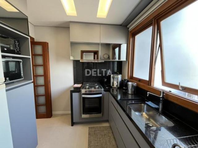 Apartamento com terraço, 2 quartos, no bairro Vila Rosa!