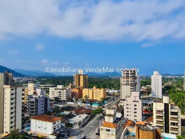 Apartamento com terraço gourmet à venda na praia do Guarujá