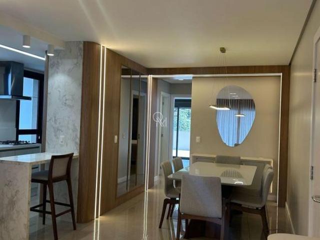 Apartamento com terraço mobiliado e decorado no bairro São José, Caxias do Sul