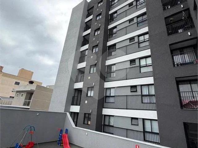 Apartamento com Terraço no Pinheirinho