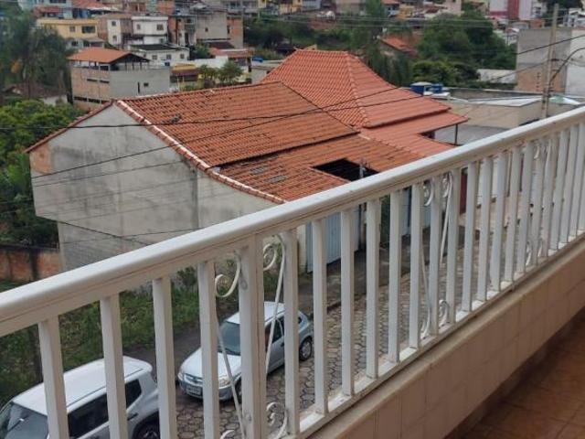 Apartamento com Terraço Privativo – Av. Getúlio Vargas – São Lourenço/MG