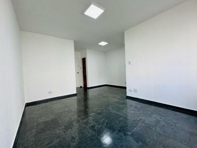 APARTAMENTO COM TRÊS DORMITÓRIO, CONDOMÍNIO BARATO NO MELHOR DA VILA MASCOTE !