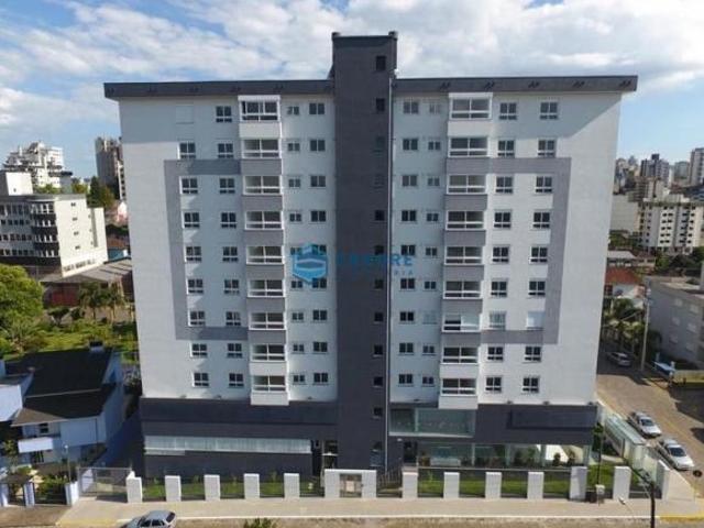 Apartamento com três dormitórios, Panazzolo