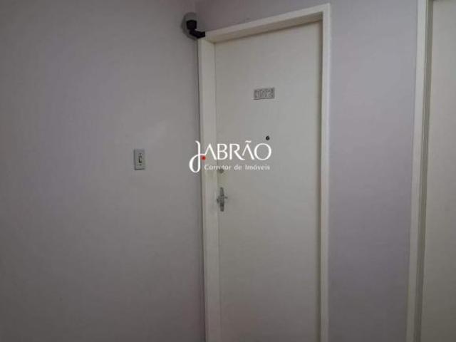 Apartamento com três quartos na Rua Quinze de Novembro