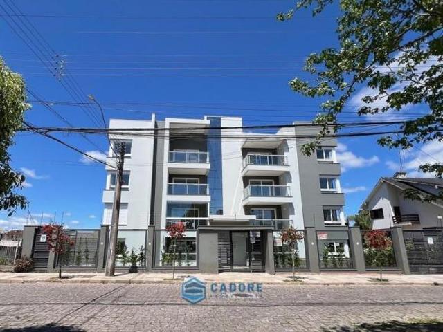 Apartamento com três suítes no b Jardim América