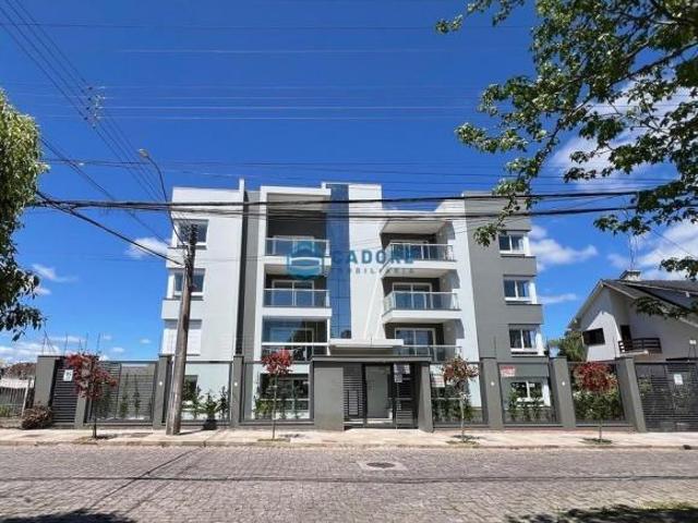 Apartamento com três suítes no b Jardim América