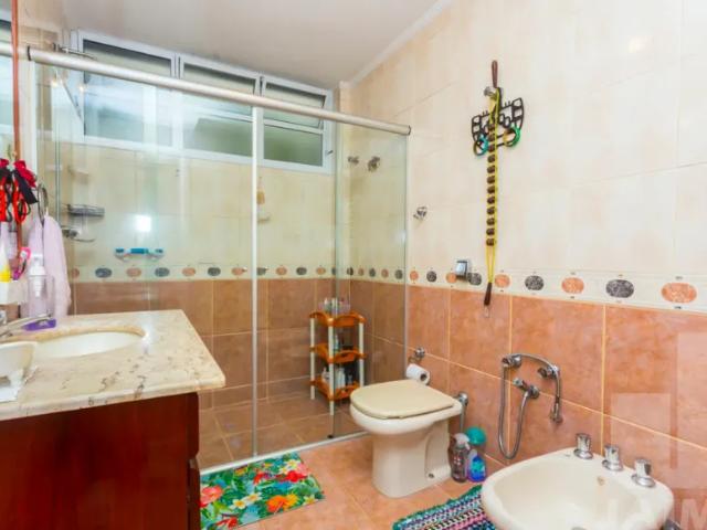 Apartamento com varanda, 216 m2 e duasvagas, excelente localização, próximo ao Shopping e Faap