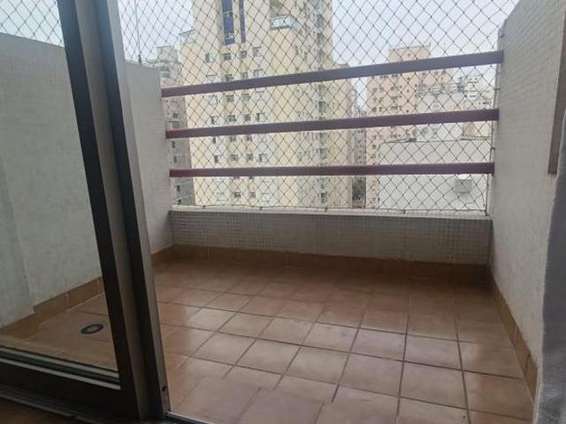 Apartamento com varanda, 2 dormitórios no Jardins