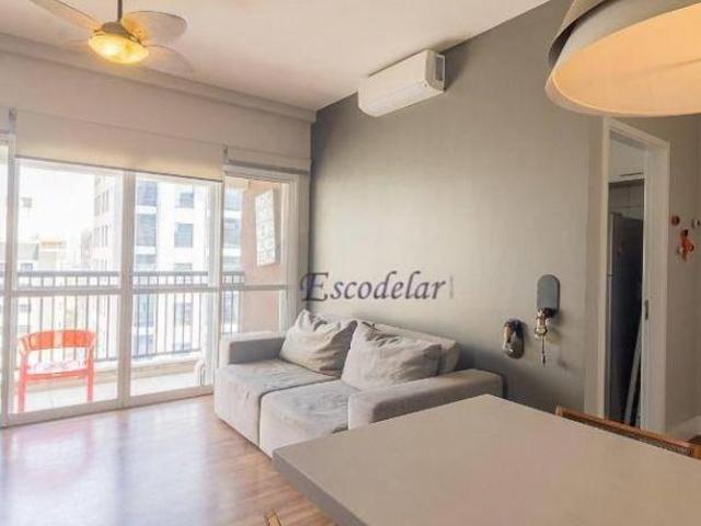 Apartamento com varanda, 2 quartos, totalmente reformada, com vaga à venda, 64 m², Vila Olímpia p