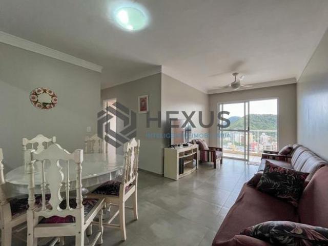 Apartamento com varanda, vista mar de clube na Praia das Asturias, Guaruja