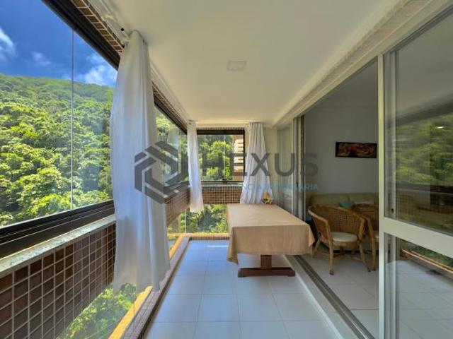 Apartamento com varanda vista mar e lazer na beira mar Praia das Pitangueiras, G