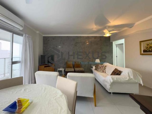 Apartamento com varanda, vista mar, lazer, quadra mar da Praia das Pitangueiras
