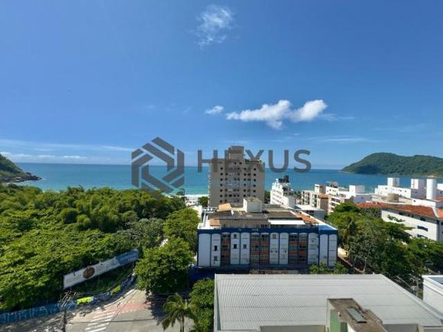 Apartamento com varanda vista mar na beira mar da Praia do Tombo, Guaruja
