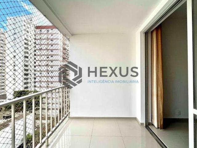 Apartamento com varanda a uma quadra da Praia das Pitangueiras de 2 quartos, 1 v