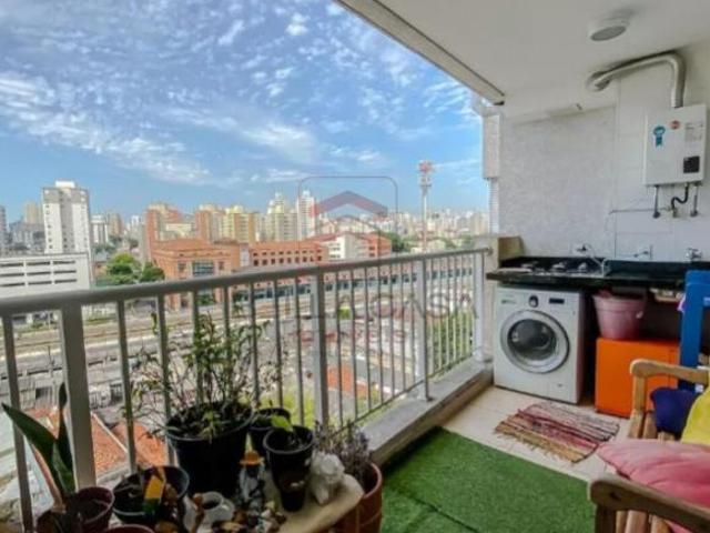 Apartamento com Varanda à Venda na Mooca e 1 dormitório