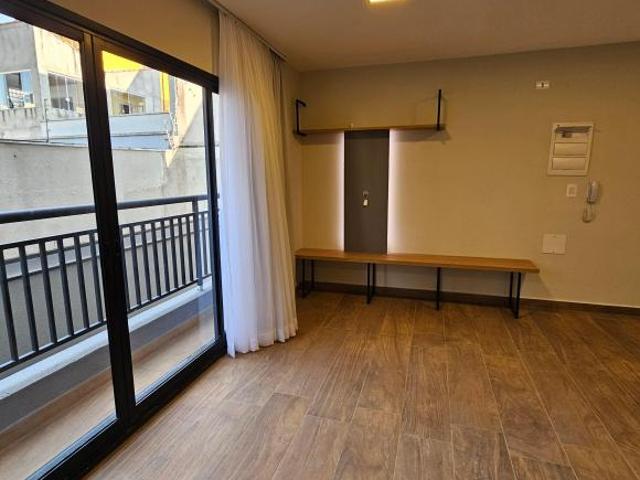Apartamento com Varanda a 100m do Metrô Jardim São Paulo Oportunidade Única!