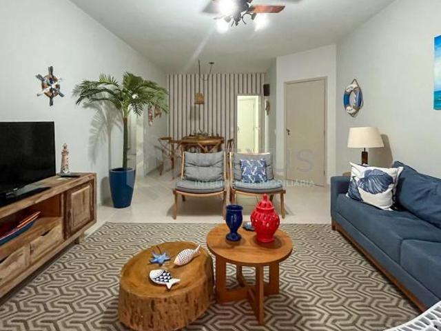 Apartamento com varanda a 2 quadras da Praia das Pitangueiras, Guarujá