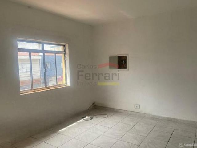 Apartamento com varanda de 90m2 na Freguesia do Ó