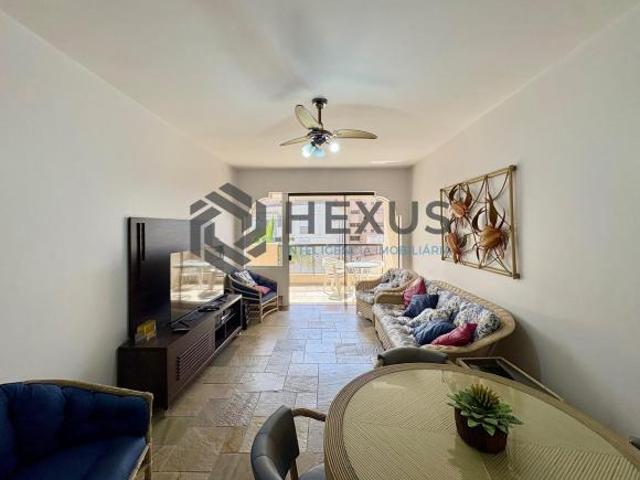 Apartamento com varanda e lazer na Enseada, Guarujá
