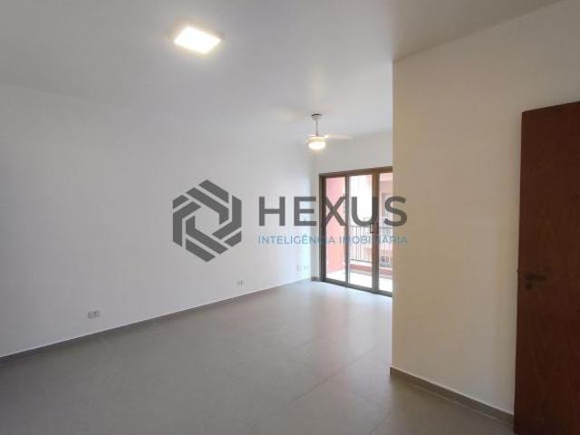 Apartamento com varanda e lazer na Praia das Asturias, Guaruja