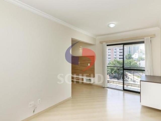 Apartamento com varanda e lazer no coração da Vila Mariana