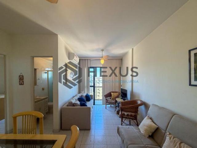 Apartamento com varanda e lazer a 500m da praia na Enseada, Guarujá