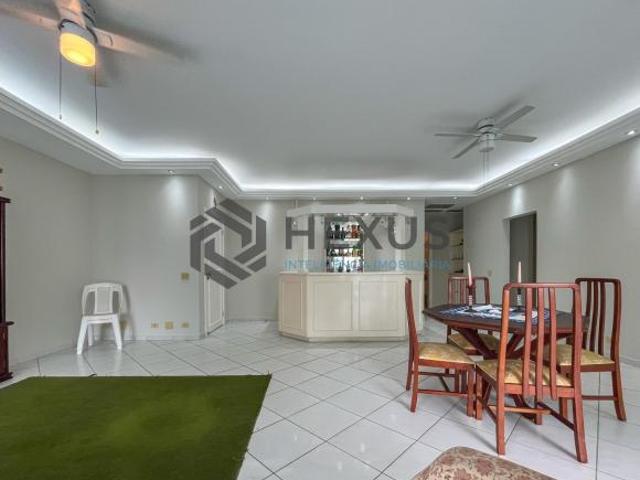 Apartamento com varanda e lazer completo a duas quadras da Praia das Pitangueira