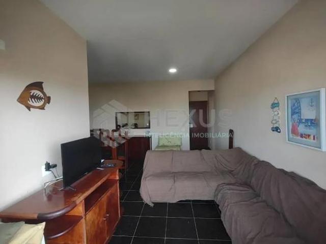 Apartamento com varanda e vista mar na Praia da Enseada, Guaruja