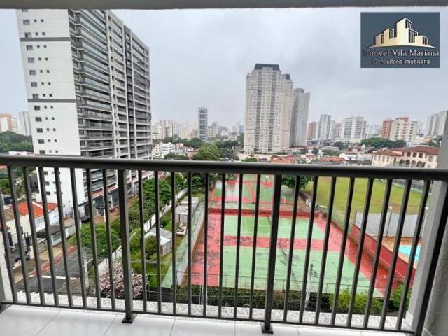 APARTAMENTO COM VARANDA EM PRÉDIO RECÉM ENTREGUE