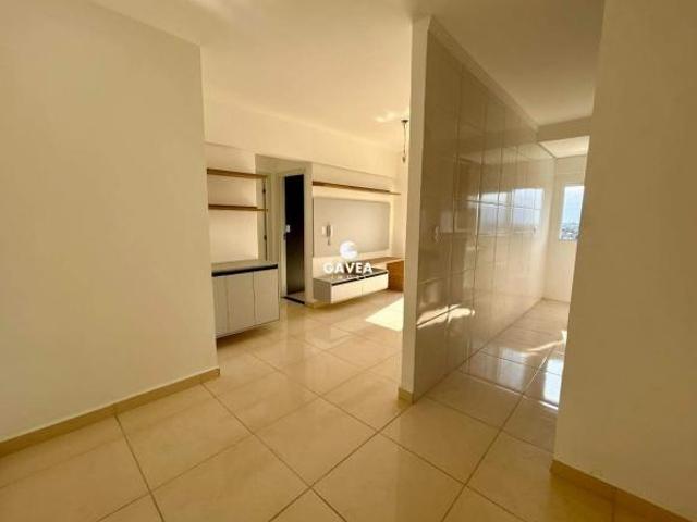 Apartamento com varanda em São Vicente