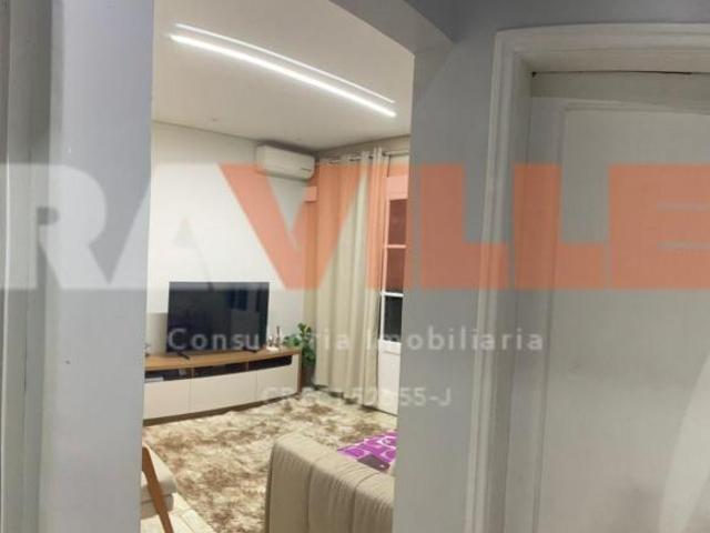 Apartamento com Varanda | Embaré Santos SP