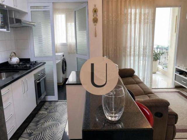 Apartamento com Varanda Envidraçada e Condomínio Clube na Vila Graciosa – 2 Dorms, Suíte e Lazer Com