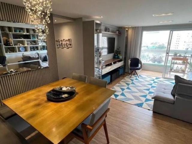 Apartamento com varanda gourmet no Jabaquara