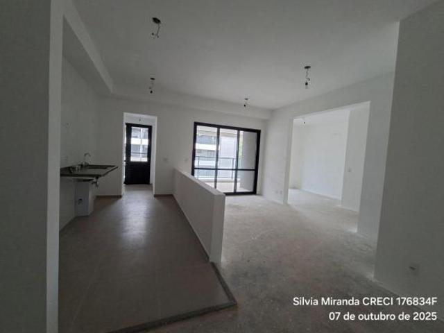 Apartamento com varanda gourmet no km 28 da Raposo Tavares em condomínio clube