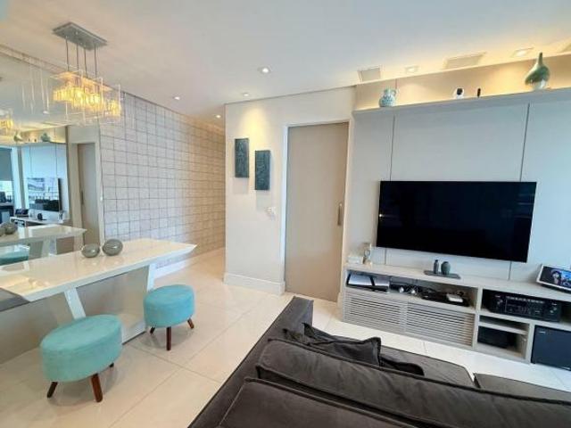 APARTAMENTO COM VARANDA GOURMET, NO LATITUDE VILA MASCOTE !