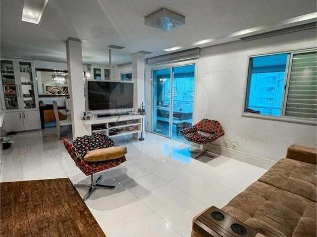 Apartamento com varanda gourmet à venda no Mandaqui